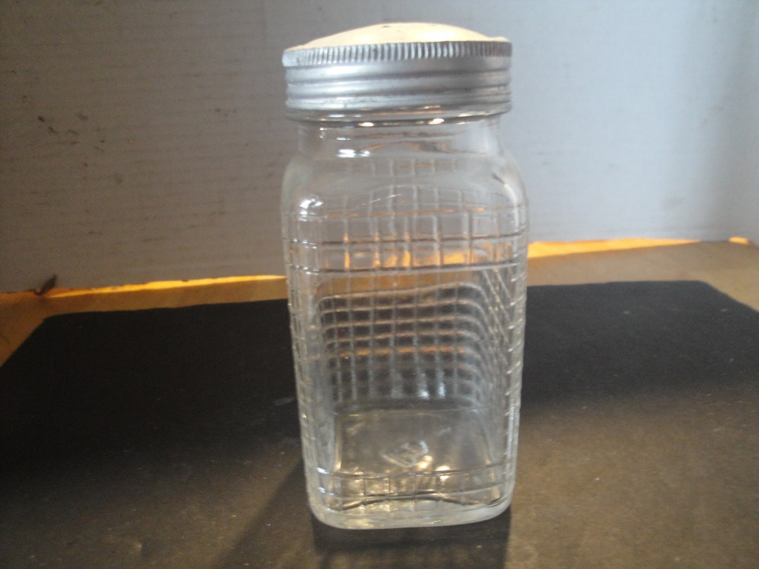 Vintage Capstan Glass Connellsville Pa. Clear Waffle Shaker - #5984 ...