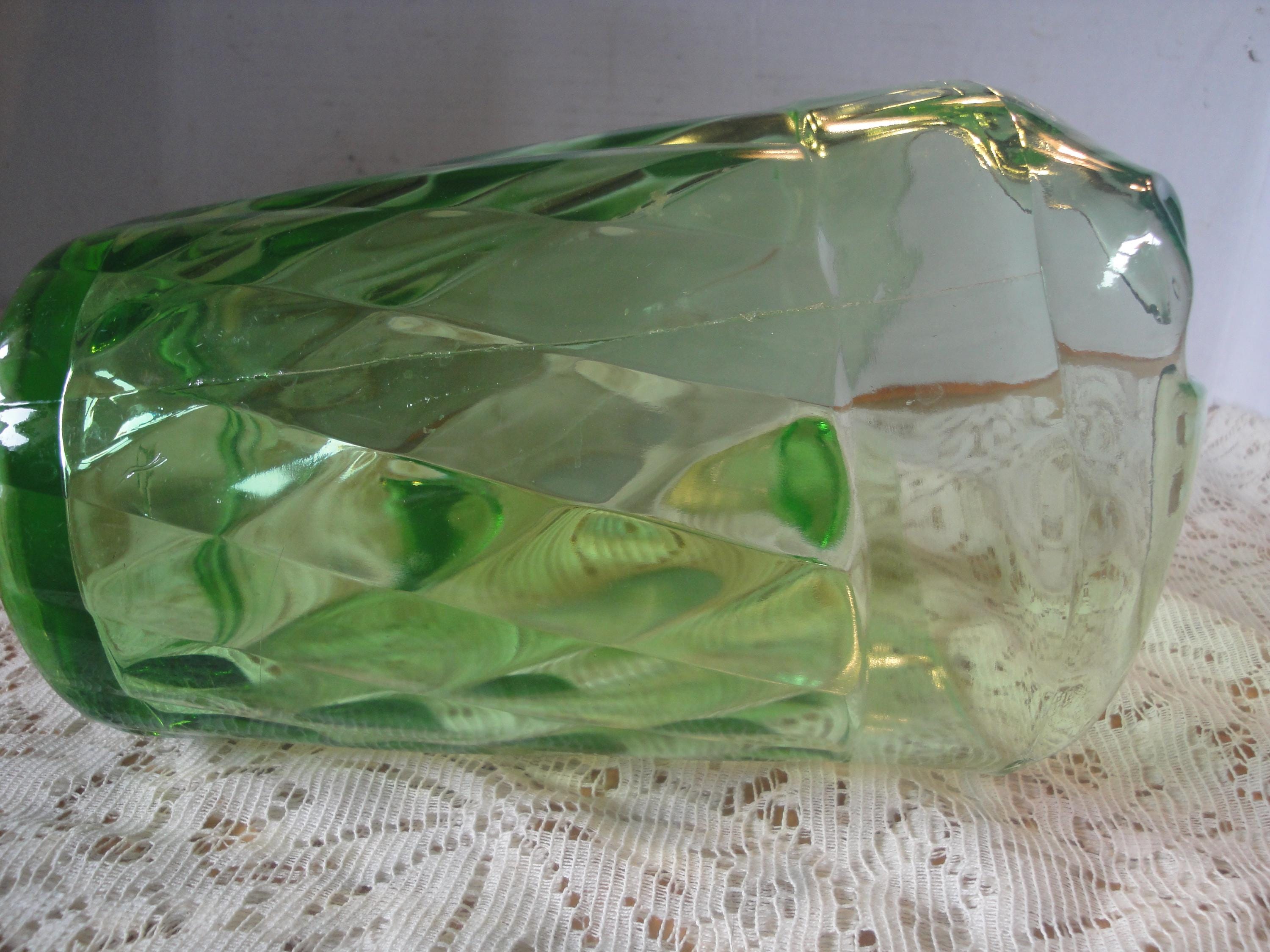 Vintage Hazel Atlas Harlequin Diamond Pattern Green Uranium Vaseline ...
