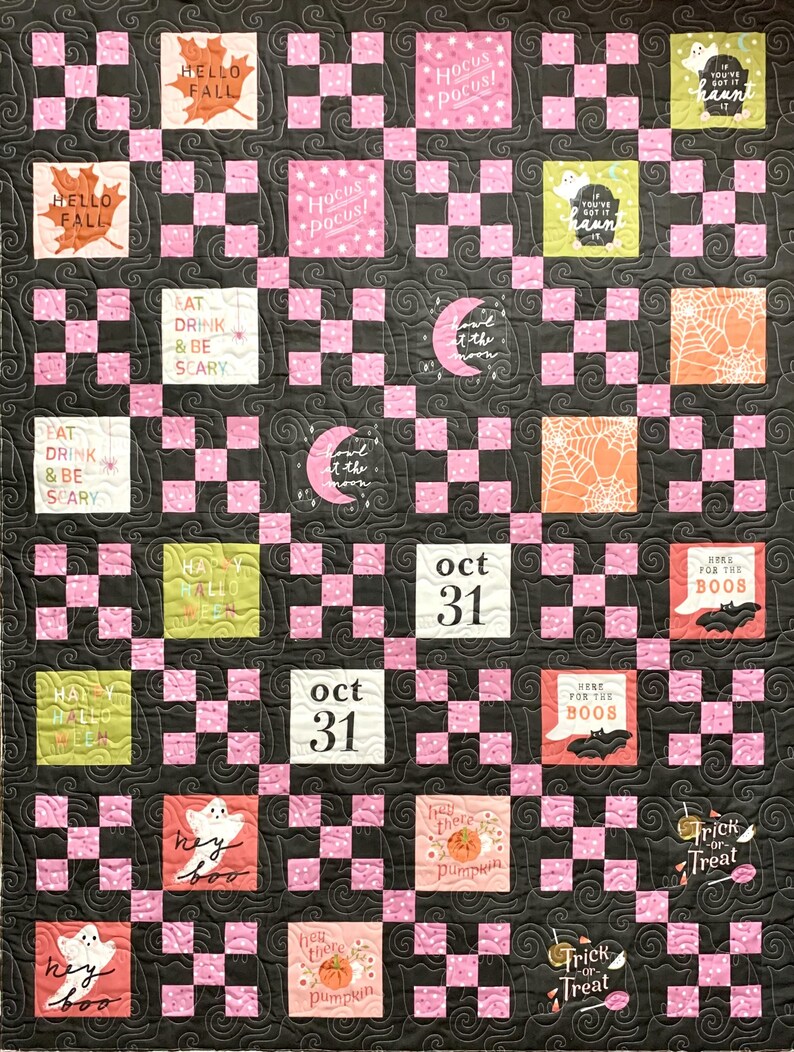Weekender Quilt Kit With Hey Boo! Fabric Panels and Yardage - Etsy