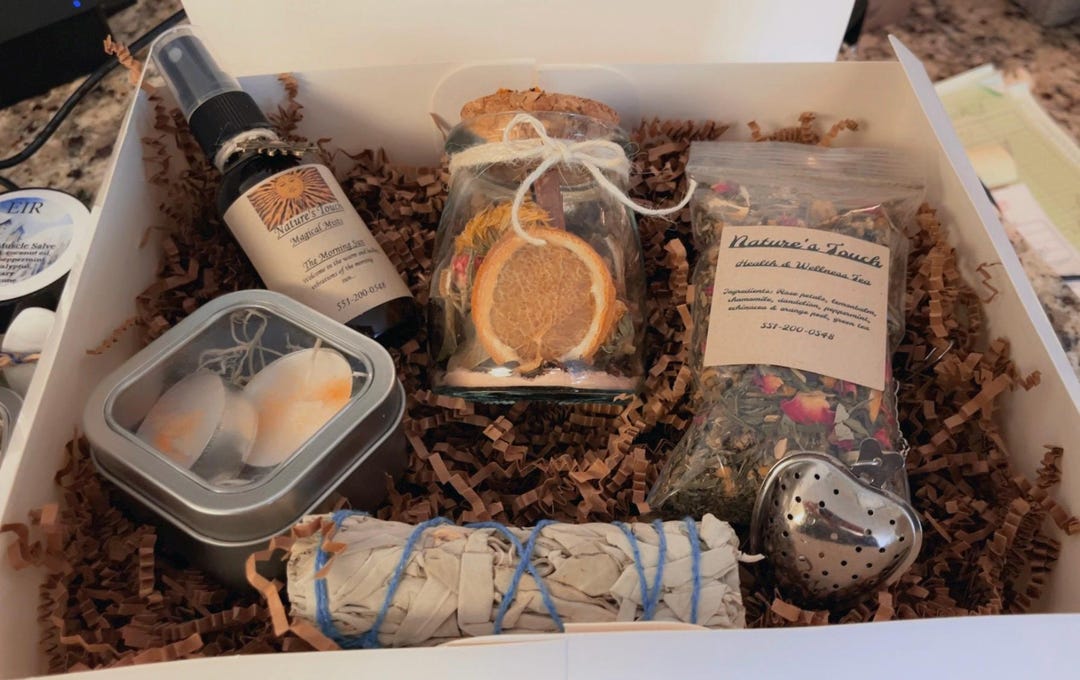 Customized Gift Boxes and Basket for All Occassions - Etsy