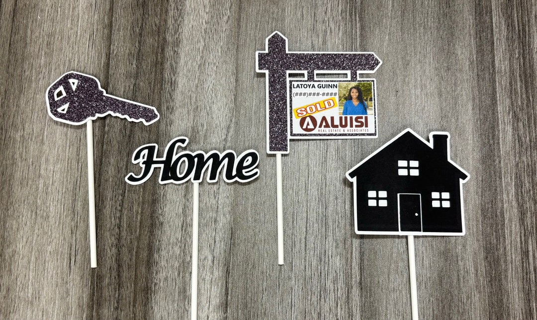 Real Estate Agent Cupcake Topper, Custom Realtor Gift, House Warming ...