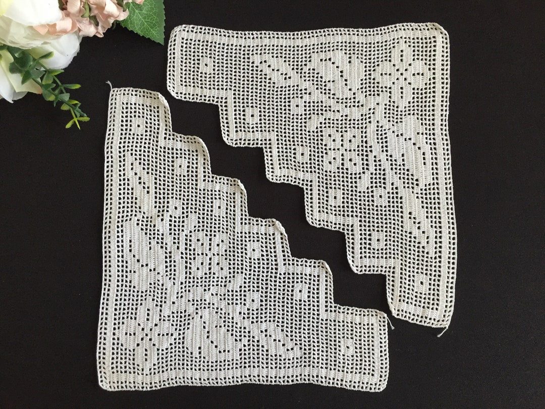 A Pair of White Vintage Unused Filet Crochet Lace Triangle Panels - Etsy