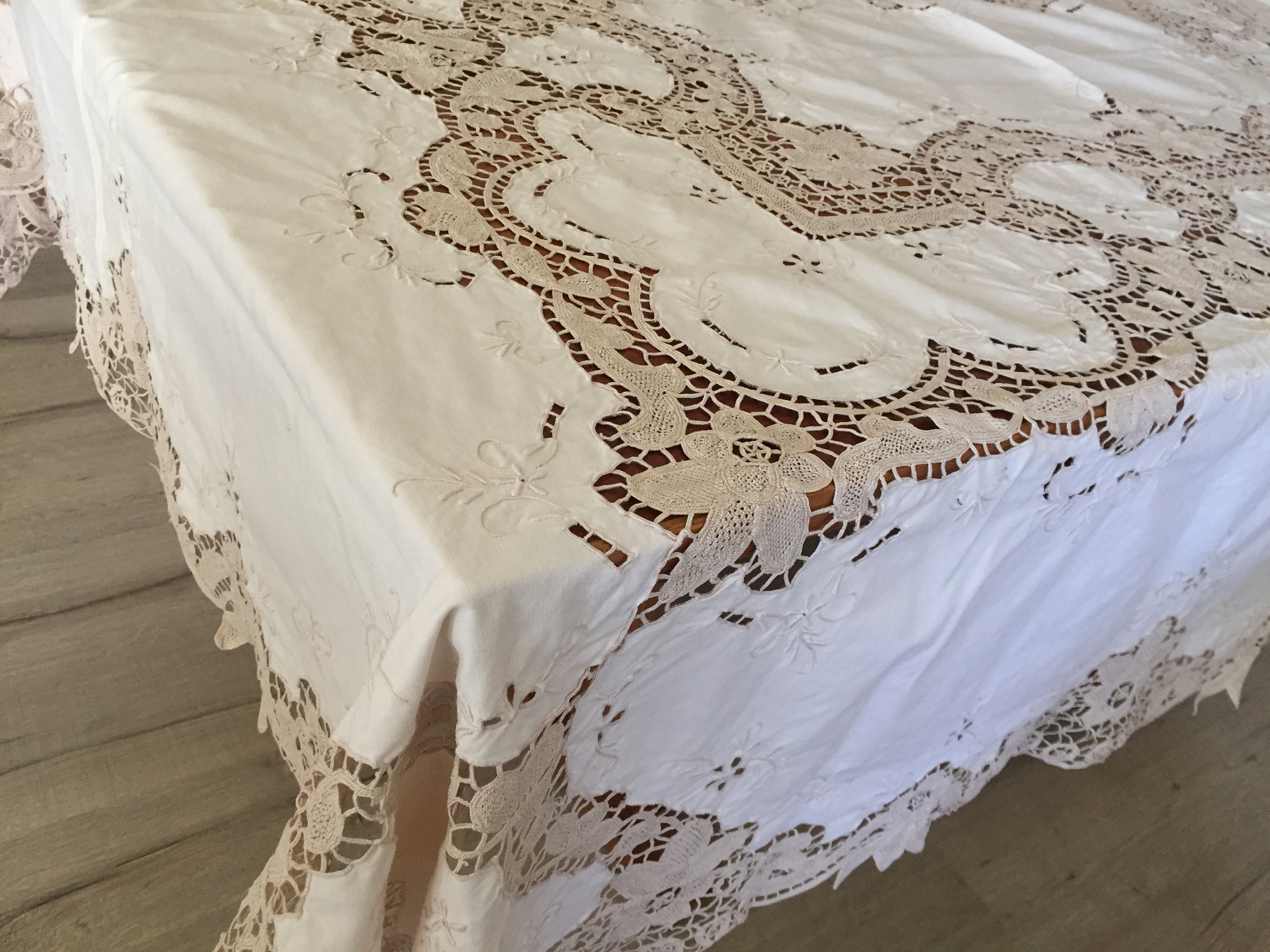 Madeira Embroidered Venetian Style Needle Lace Tablecloth in | Etsy