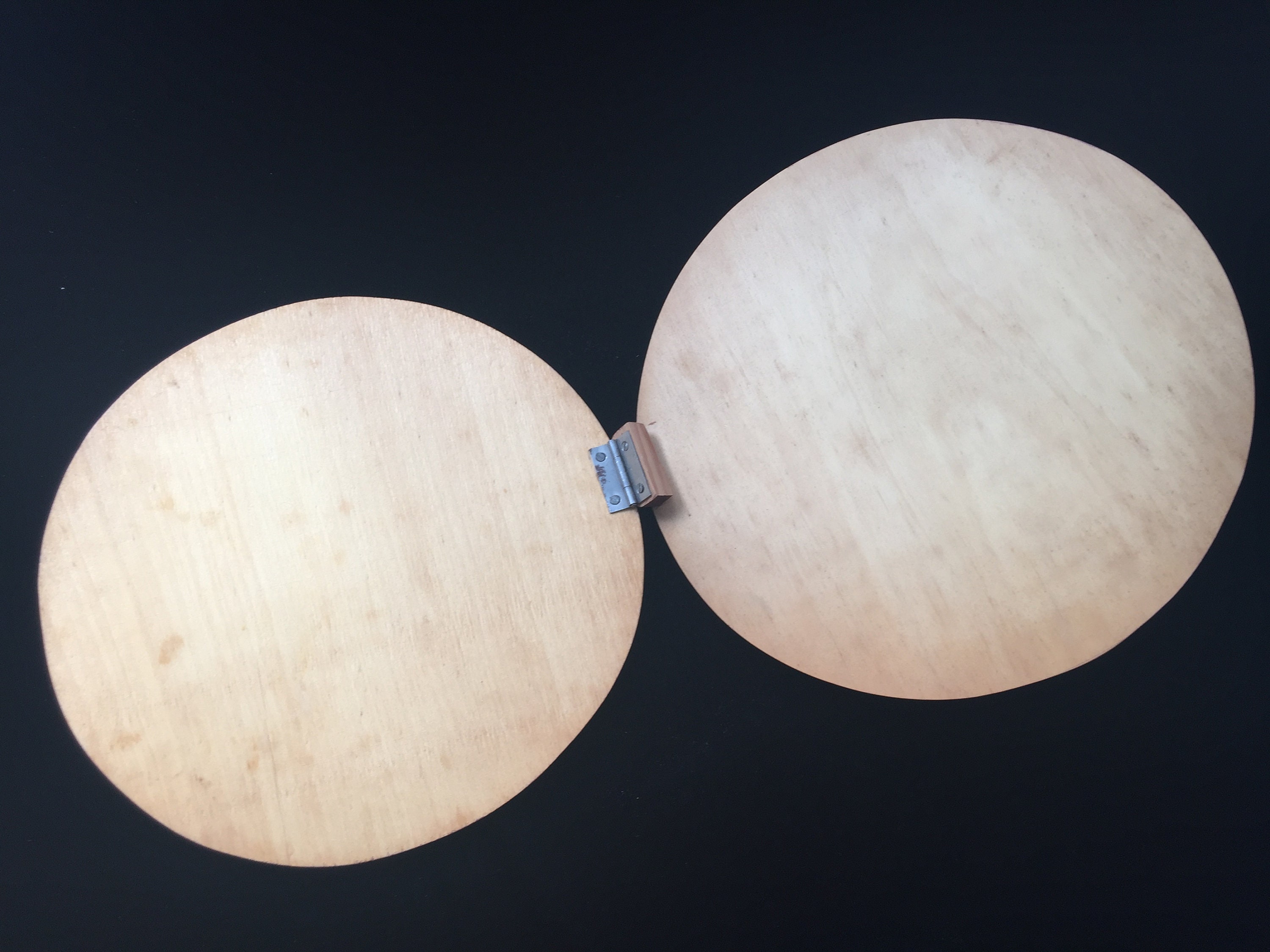 Vintage Wooden Doily Keeper Linen Press With Seaside Cottages Painting ...