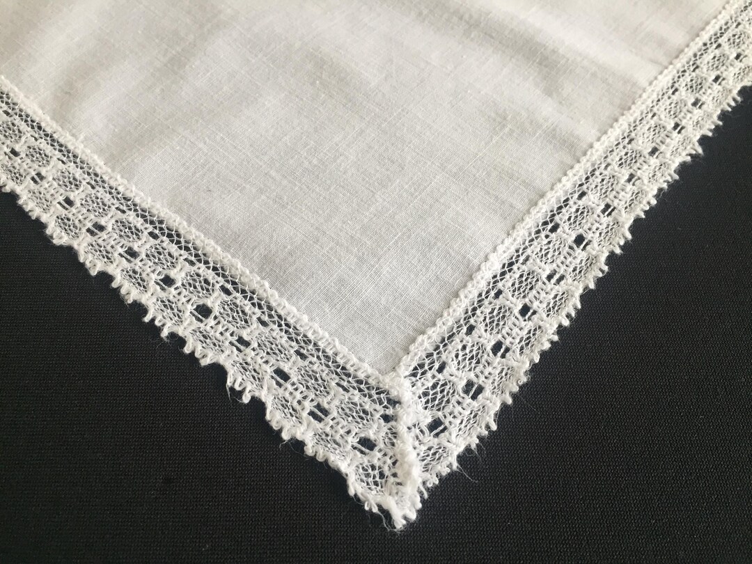 Vintage Bridal or Communion Lace Edged White Handkerchief - Etsy