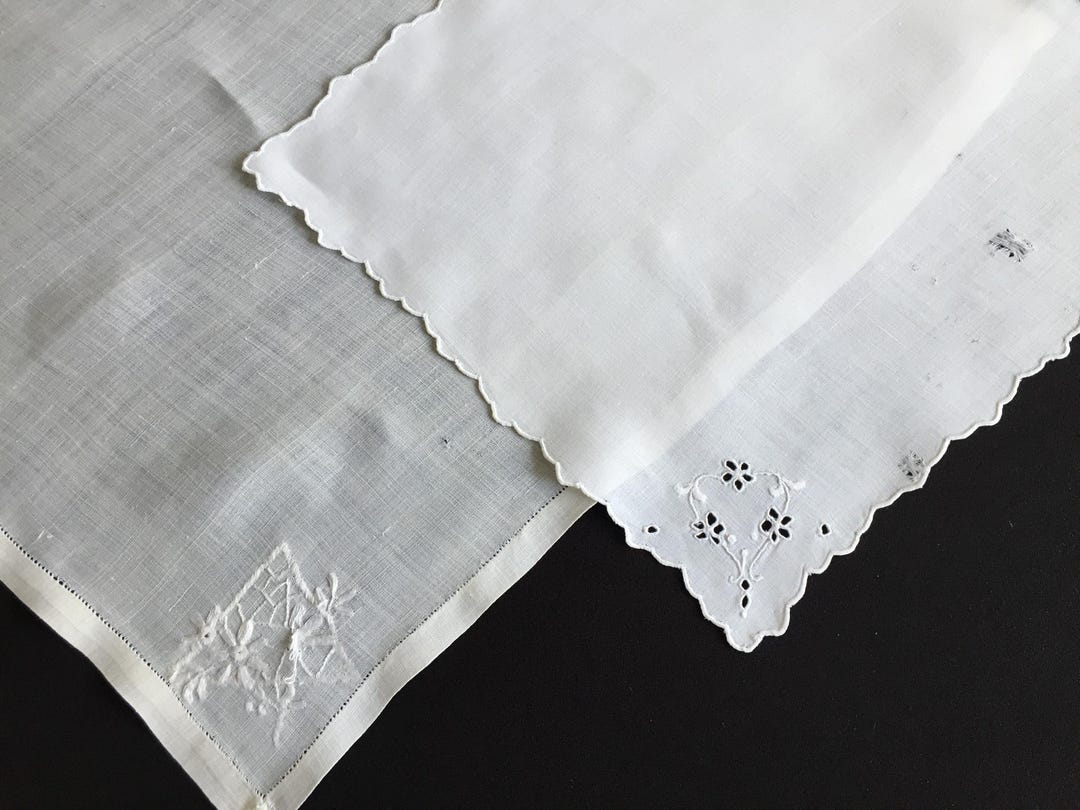 A Pair of Hand Embroidered Edwardian Antique Napkins DAMAGED, Suitable ...