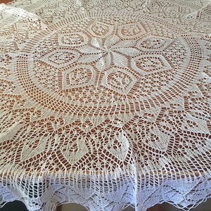Round Hand Knitted Lace Tablecloth With Leaf Pattern - Etsy Australia