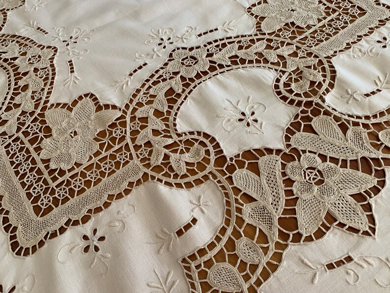 Madeira Hand Embroidered Venetian Style Needle Lace Tablecloth - Etsy