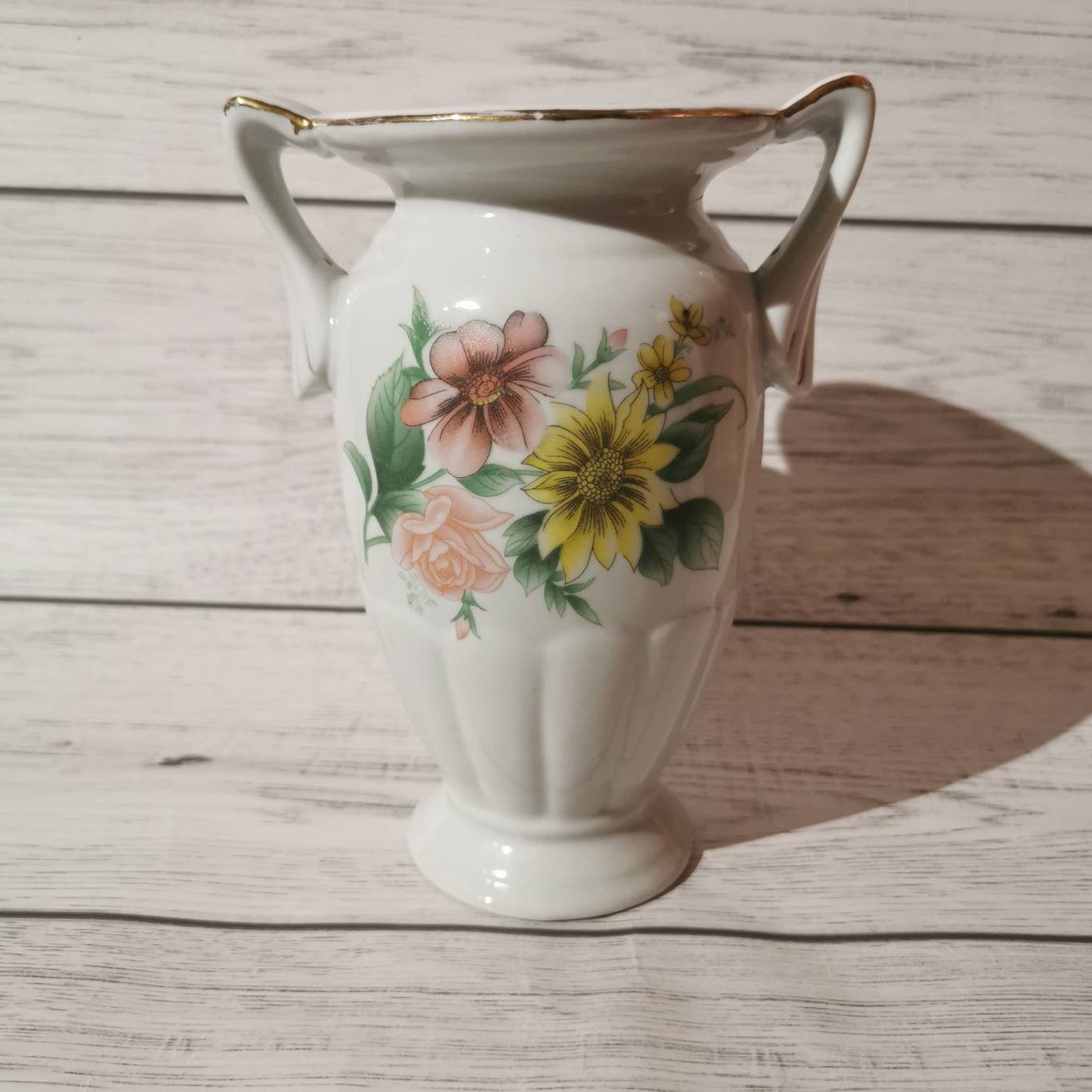 Pretty Urn Ceramic Vase. Double Handled. Floral Wild Flower Design ...