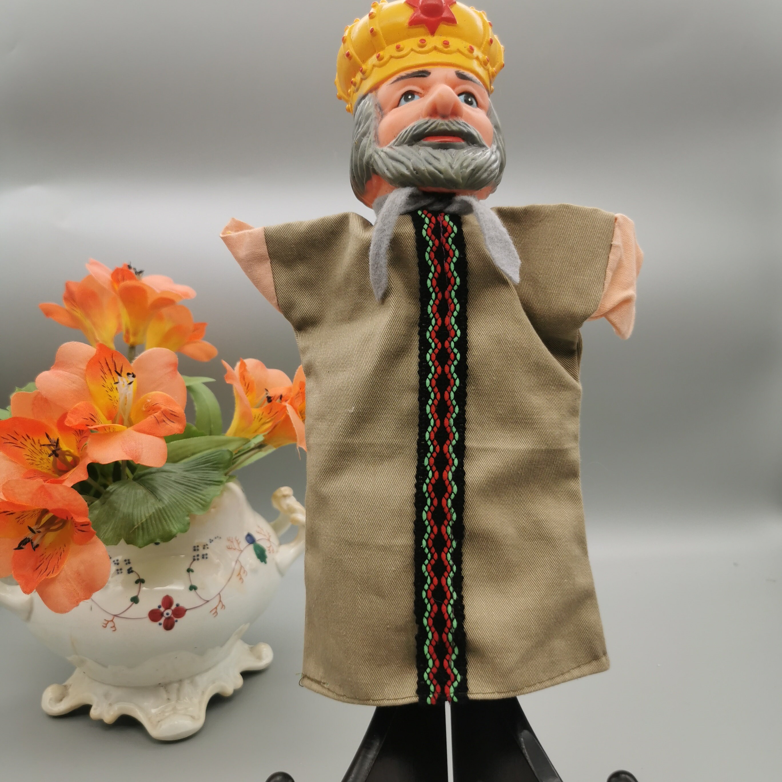 Vintage King Hand Puppet. Rubber Head. Punch and Judy. Childrens ...