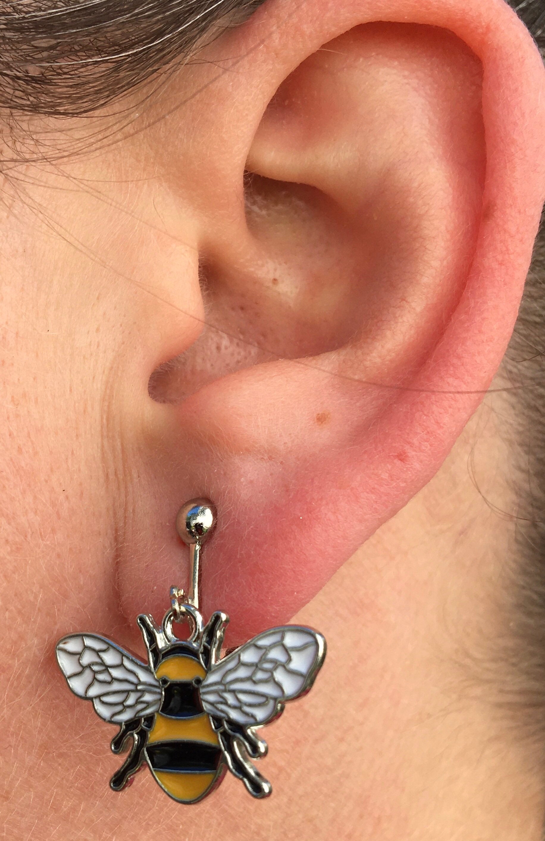 Enamel Bumblebee Clip on Earrings screw Back Screw On. - Etsy