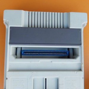 Micro Genius MG-02 PAL Famicom Famiclone 2x Controllers , Zapper ...