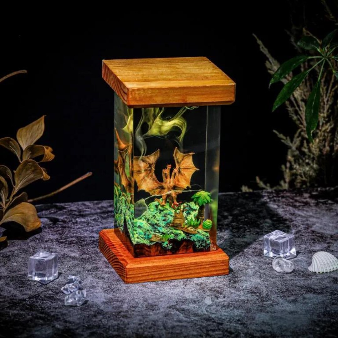 Thr.ee Hea.ded Mon.ster King Ghi.dor.ah Epoxy Resin Wood Lamp Night ...