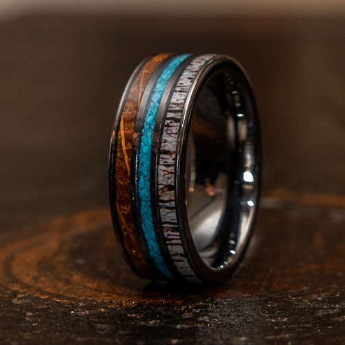 Dark Wood Grain Ring