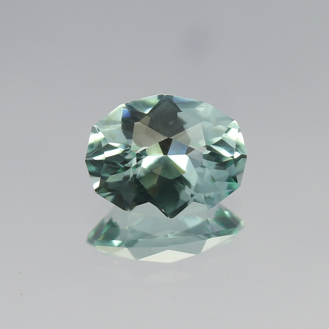 Natural Mint Green Beryl 1.69 Carat 9.4x7.2 MM Oval Shape Faceted ...