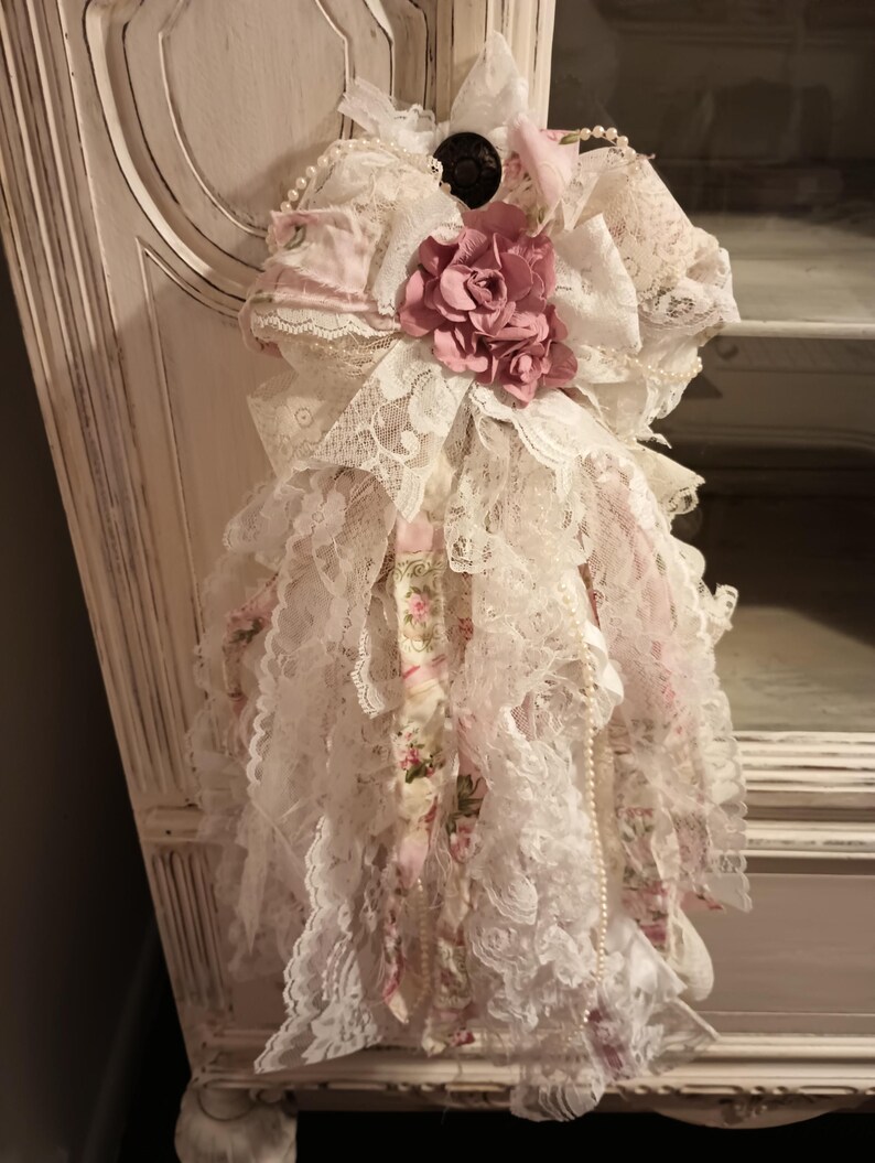 Luxurious Romantic Tea Party Cottage Lace Bow, Shabby Chic Lace Bows ...