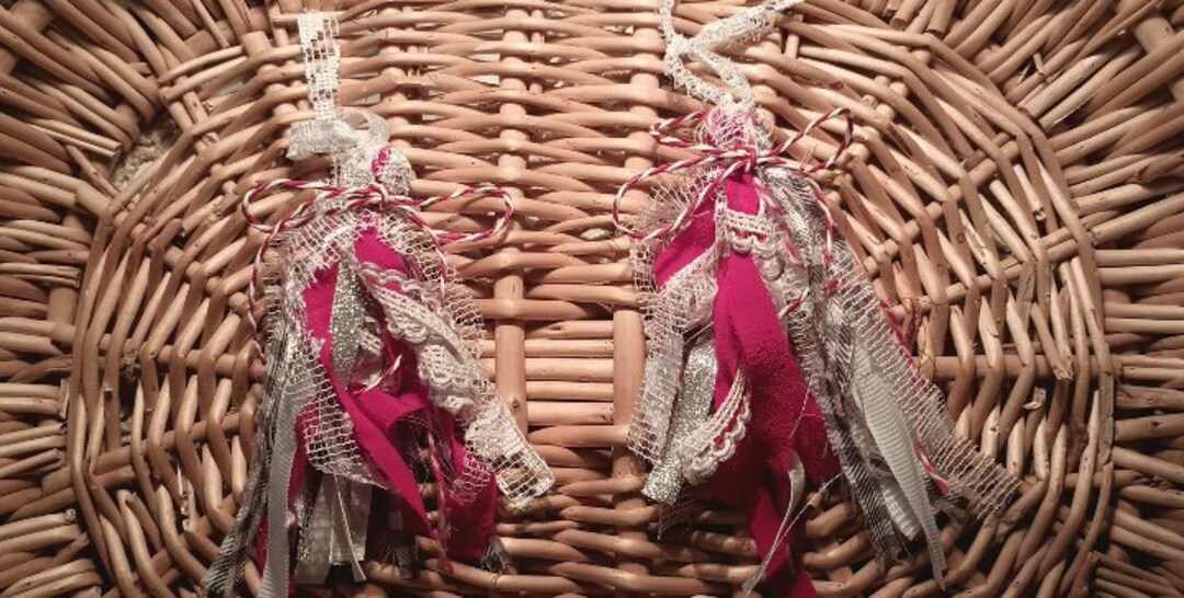 Junk Journal Clusters Red and Cream Lace Rag Shabby Chic Tags Snippets ...