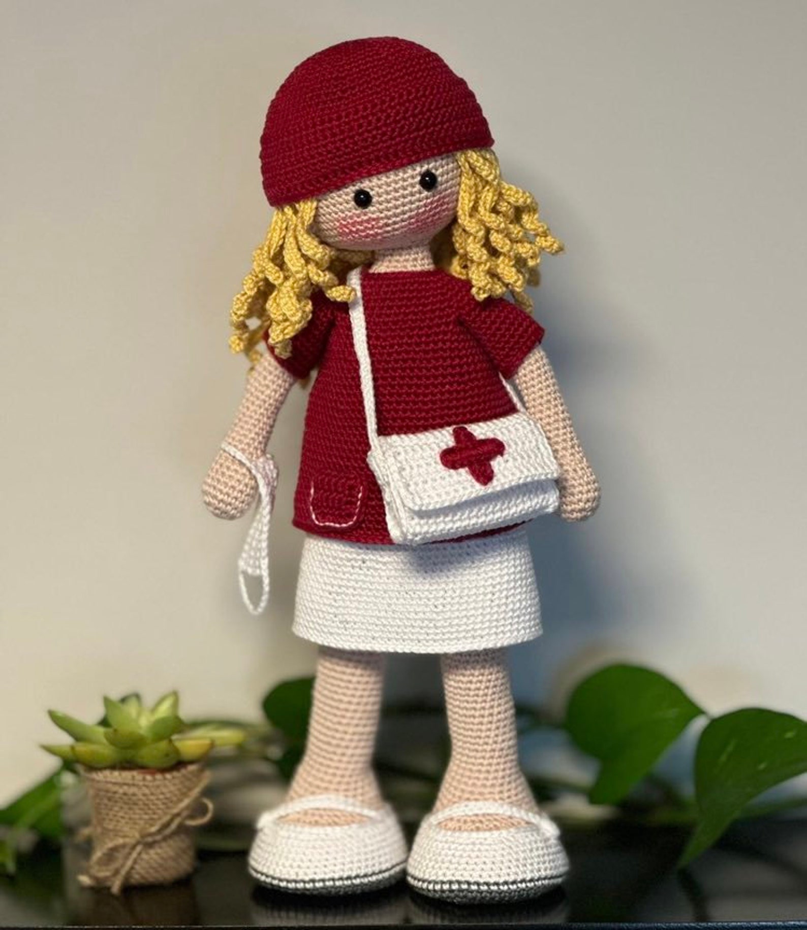 Doctor and Nurse Crochet Doll Pattern - English - Spanish - French ...