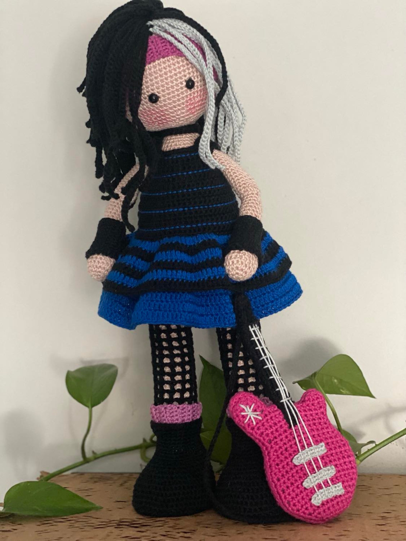 Crochet Pattern Doll Midnight Punk Rock Doll Amigurumi English Spanish ...
