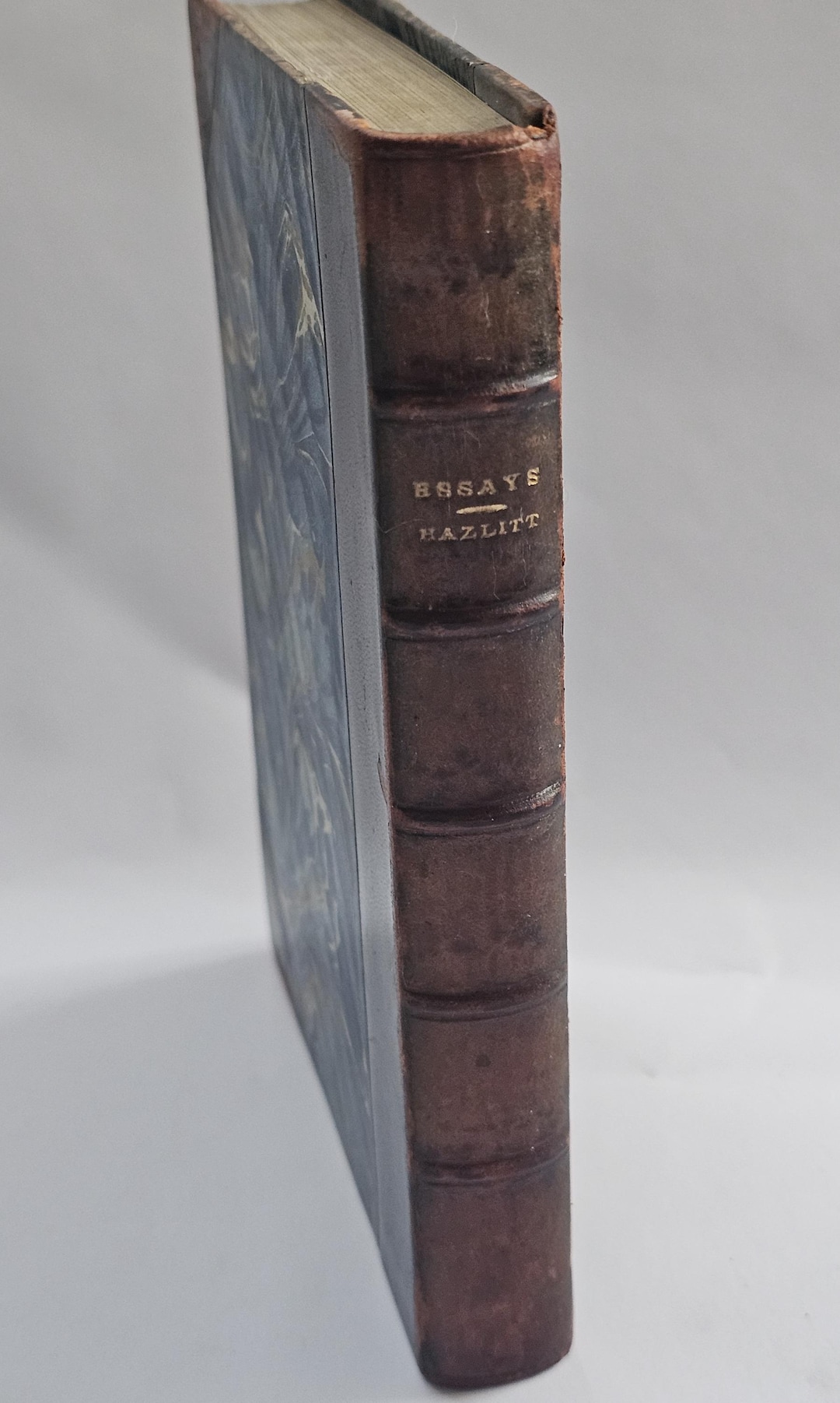 Essays of William Hazlitt Selected and Edited by Frank Carr, Walter ...