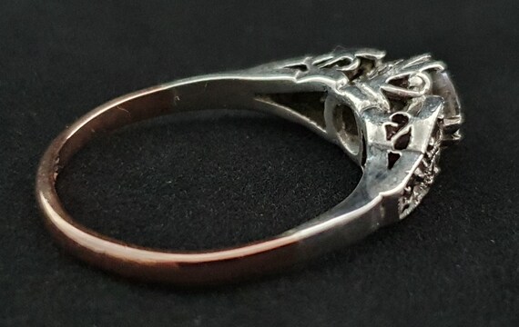 Vintage 9ct Gold and Silver White Stone Ring, Size O - Gem