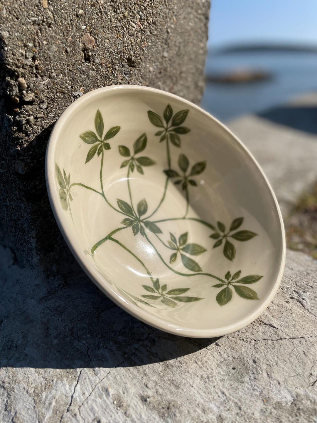 Hand Painted Leaf Pottery Bowl - Etsy