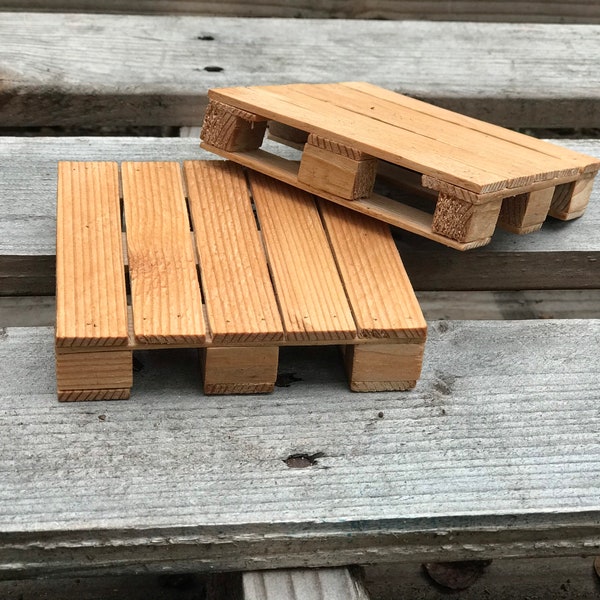 Pallet Coasters - Etsy