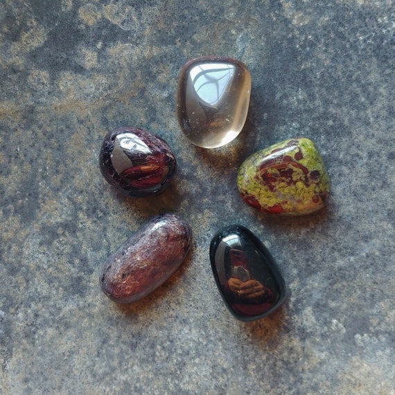 Kali Crystal Kit / Kali Crystal Set / Kali Goddess Crystals - Etsy