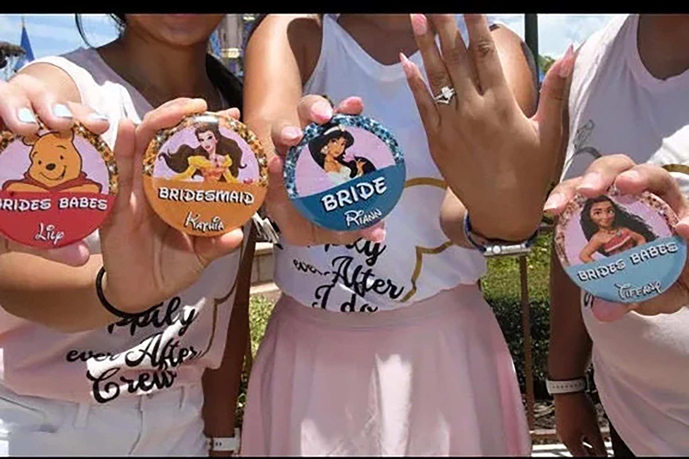 16 Pcs Wedding Party Button Pins Bridal Shower Party Buttons