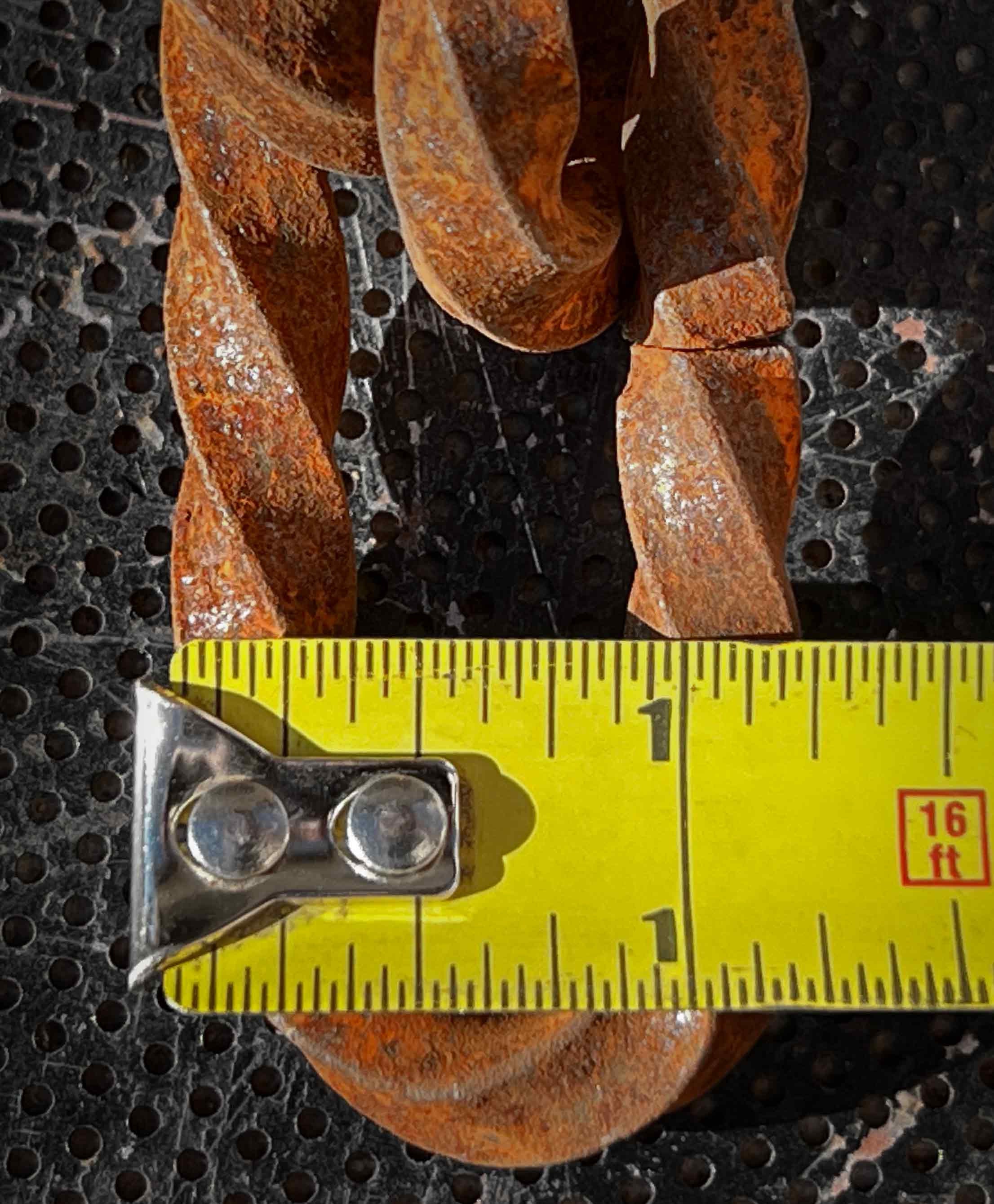 TWISTED LINK CHAIN, Vintage Antique Gothic Medieval Style Rusty Iron ...