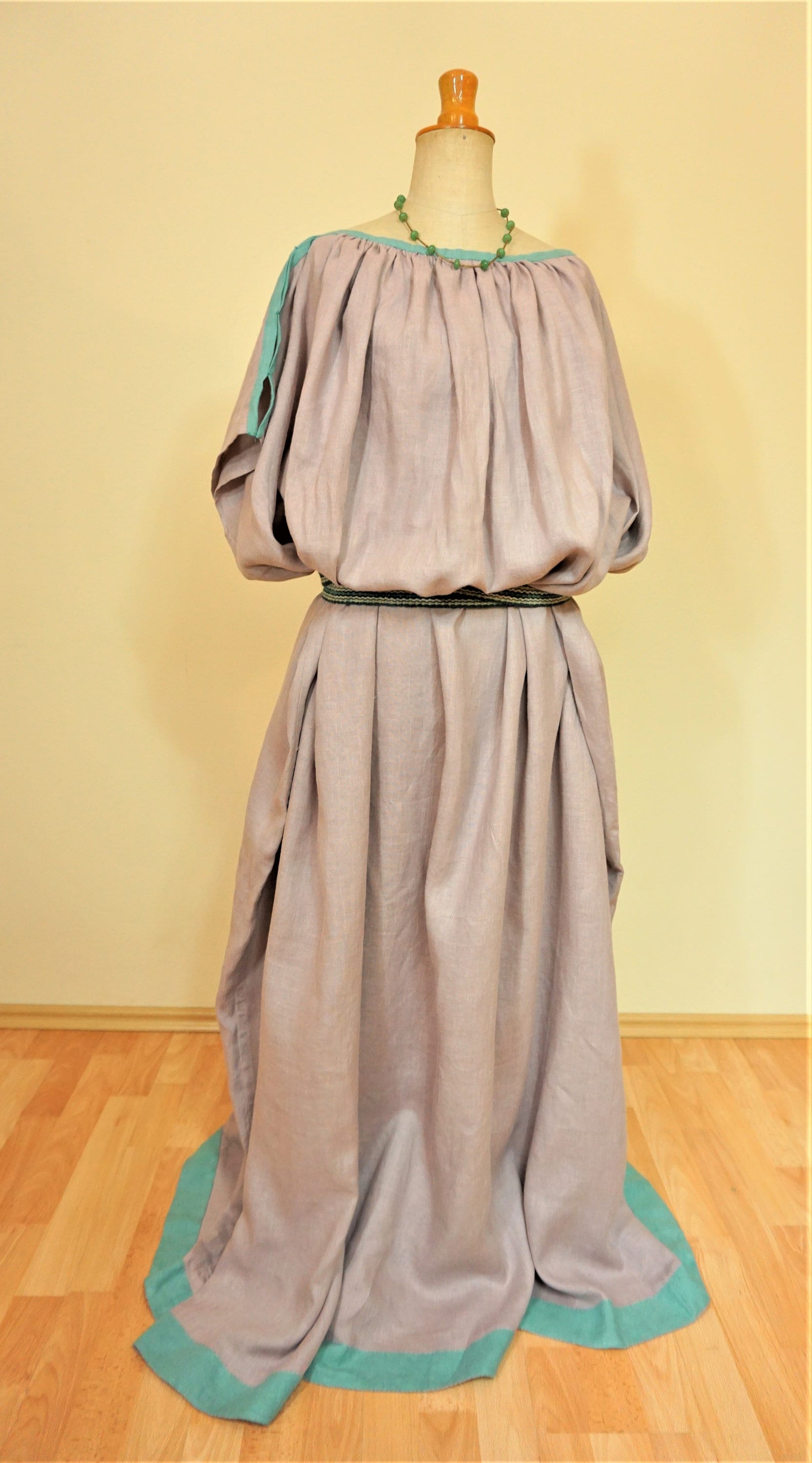 Ancient Roman Stola Hand Sewn - Etsy