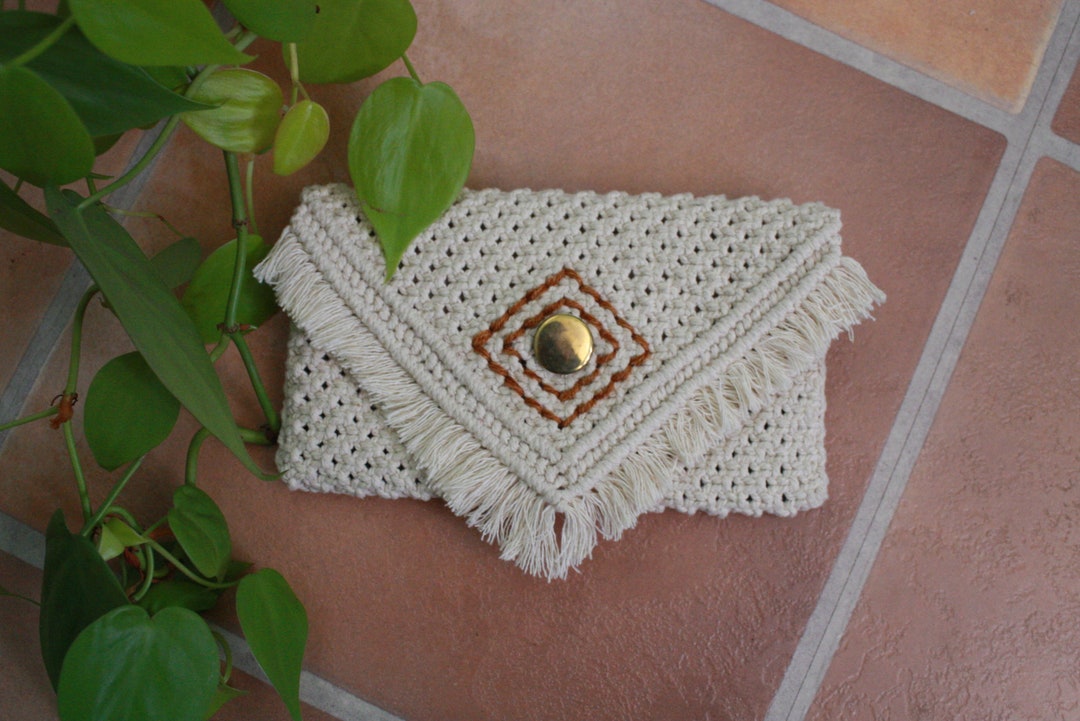 Macrame Wallet//clutch//lined With Black Fabric - Etsy