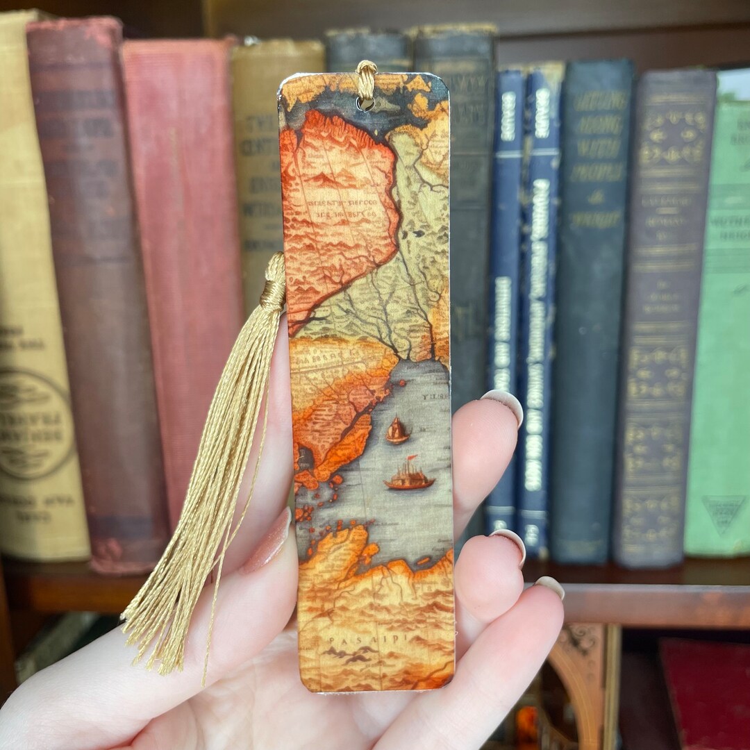 Maps Wooden Bookmark - Gift for Readers - Book Lovers - Gift for Her - Etsy