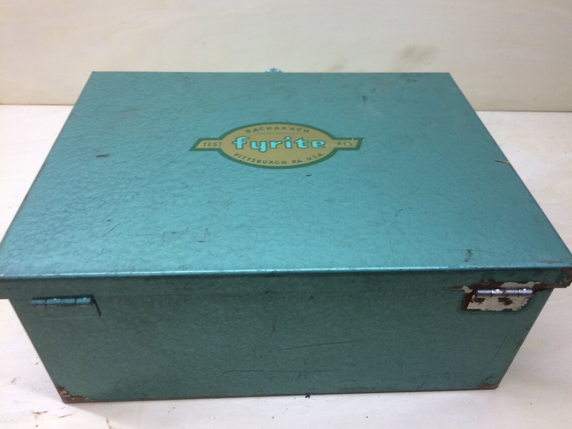 Antique Tool Box, Vintage 1950's, Industrial Chic - Etsy
