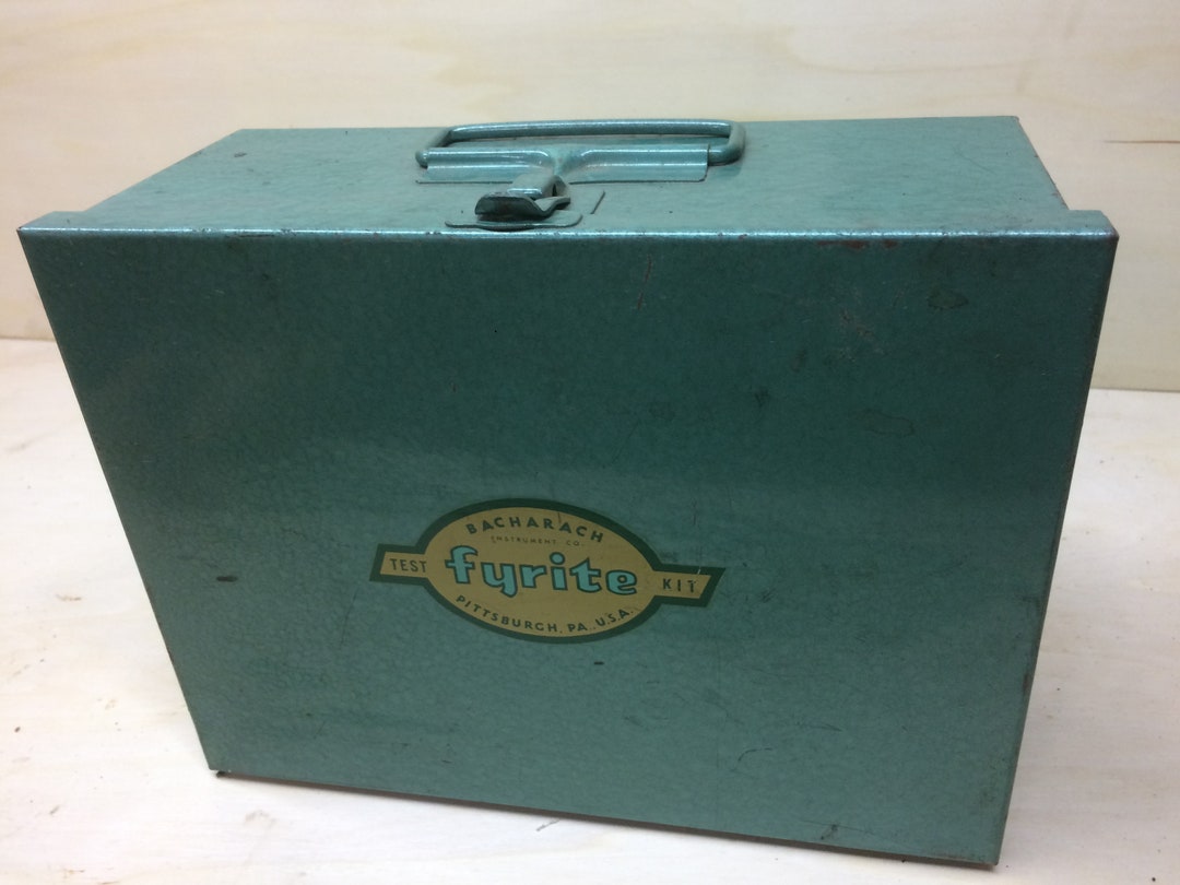 Antique Tool Box, Vintage 1950's, Industrial Chic - Etsy