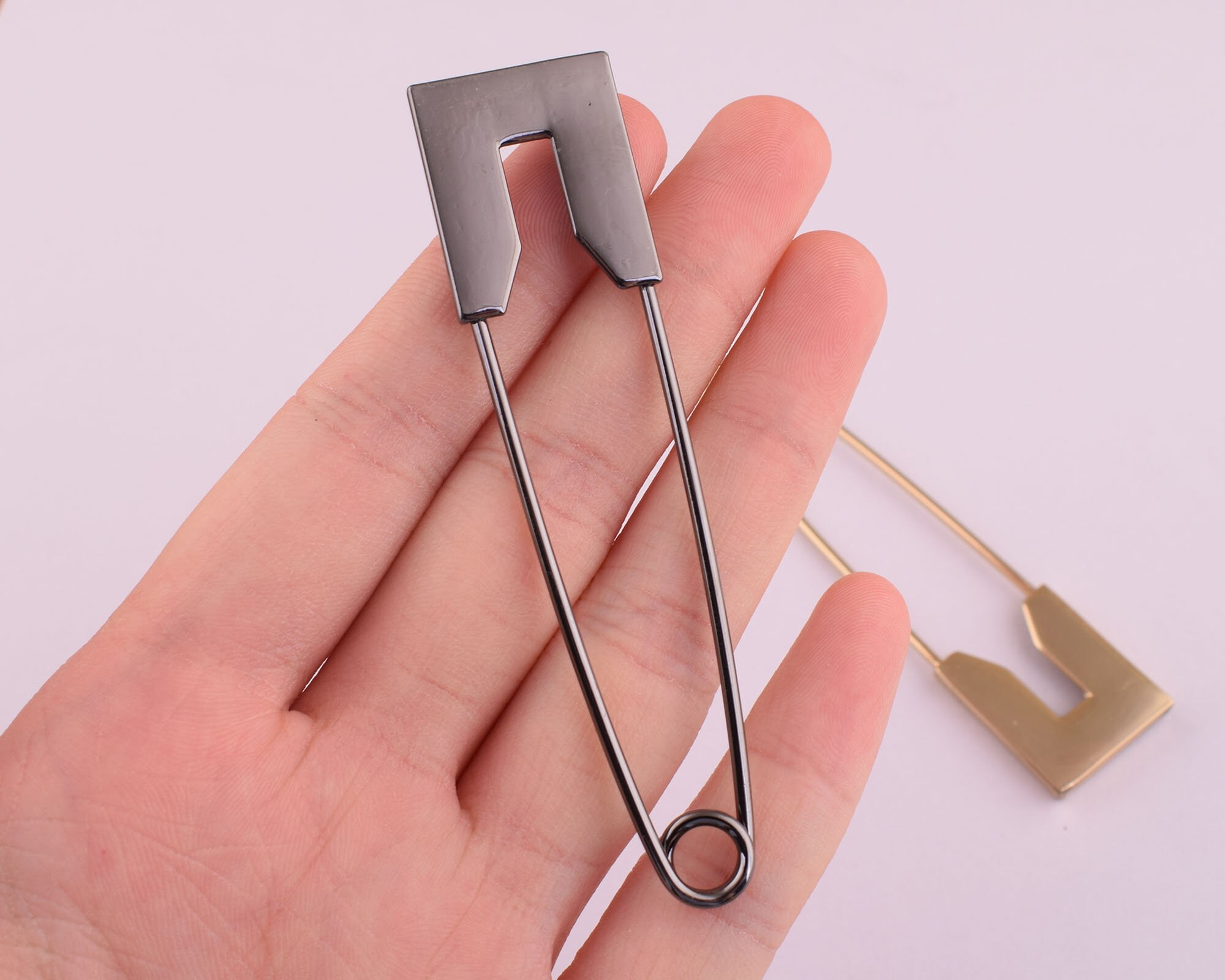 Jumbo Safety Pins 10 Pieces Light Gold/gunmetal Large Safety - Etsy