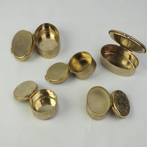 1x Vintage Mini Jewelry Box Metal, Small Pill Box, Pill Box, Lid Box ...