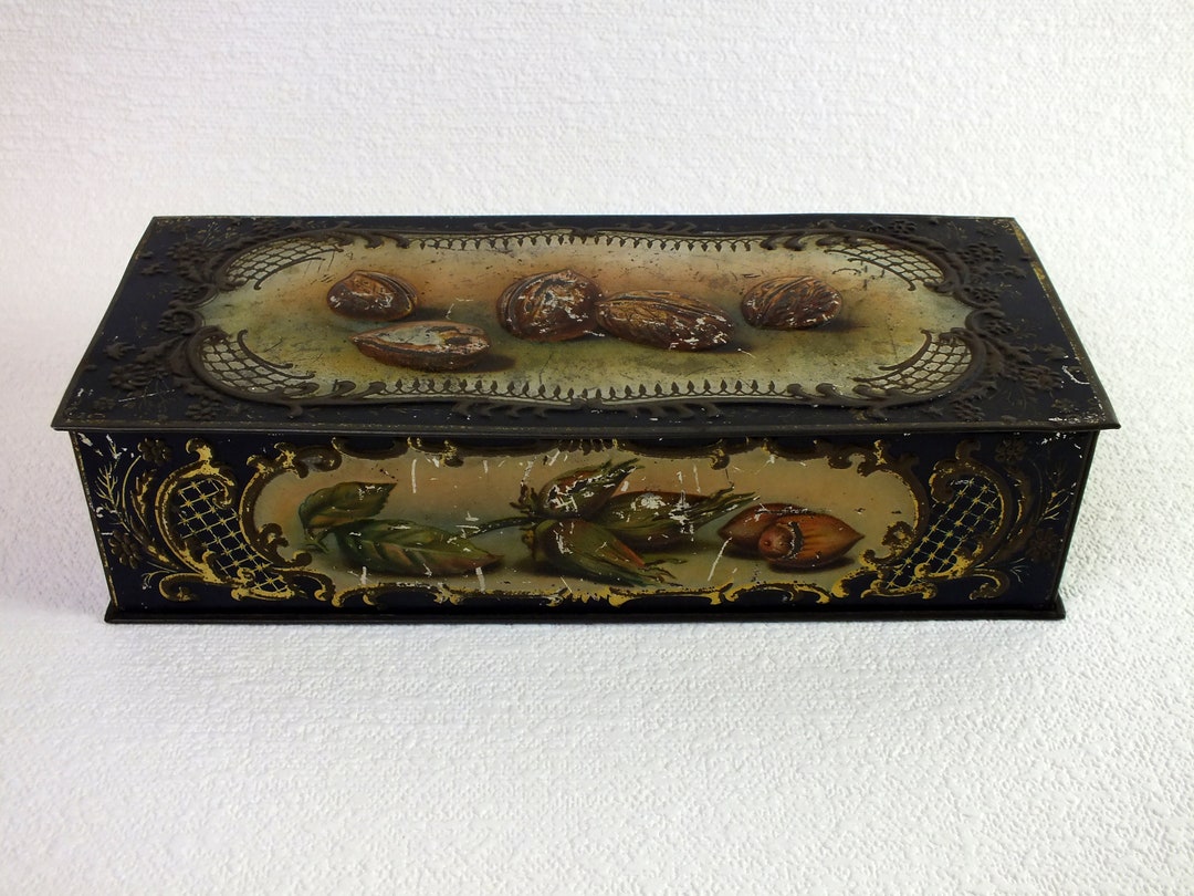 Antique Tin Box Meredith and Drew Biscuit & Cake Shadwell, Shabby ...