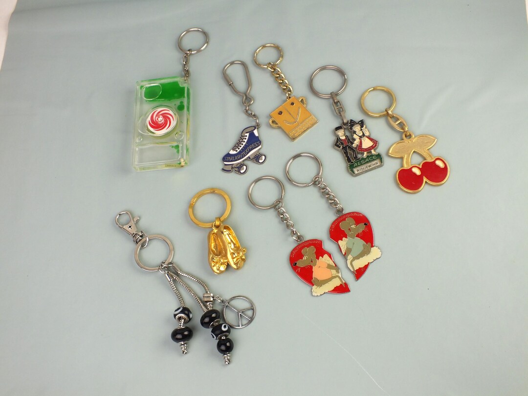 Vintage Keychain, Small Souvenir From the 1980s, Gift for Women, Gift ...