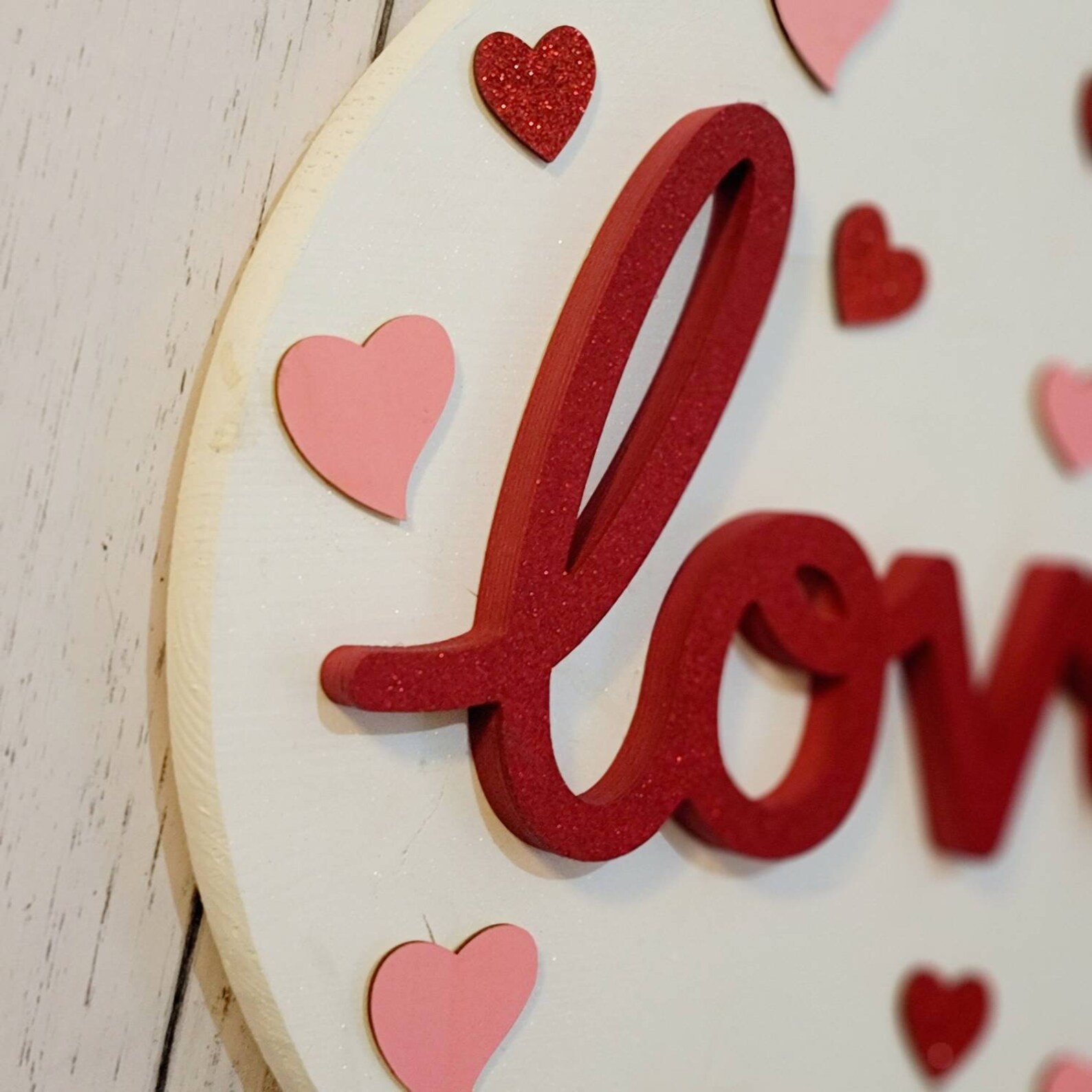 Round Wooden Holiday Sign; Valentines Day; Wooden Love Sign - Etsy