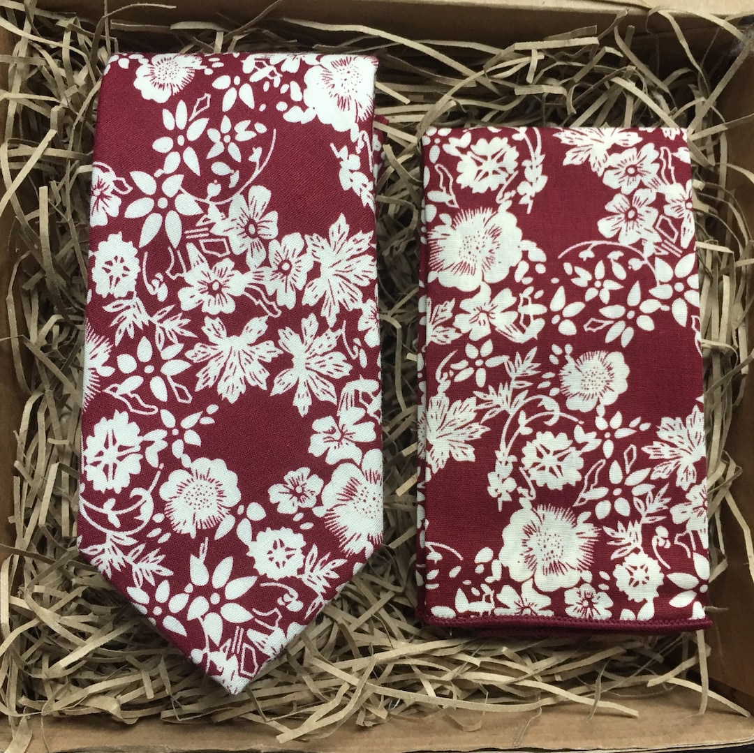 Red Floral Cotton Tie Set: Wedding Groomsmen Necktie and Pocket Square ...