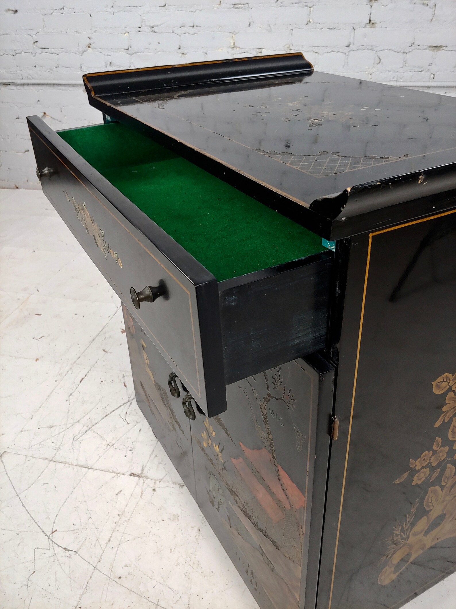 Katherine Henick 1930s Vintage Chinoiserie Hand Painted Cabinet - Etsy