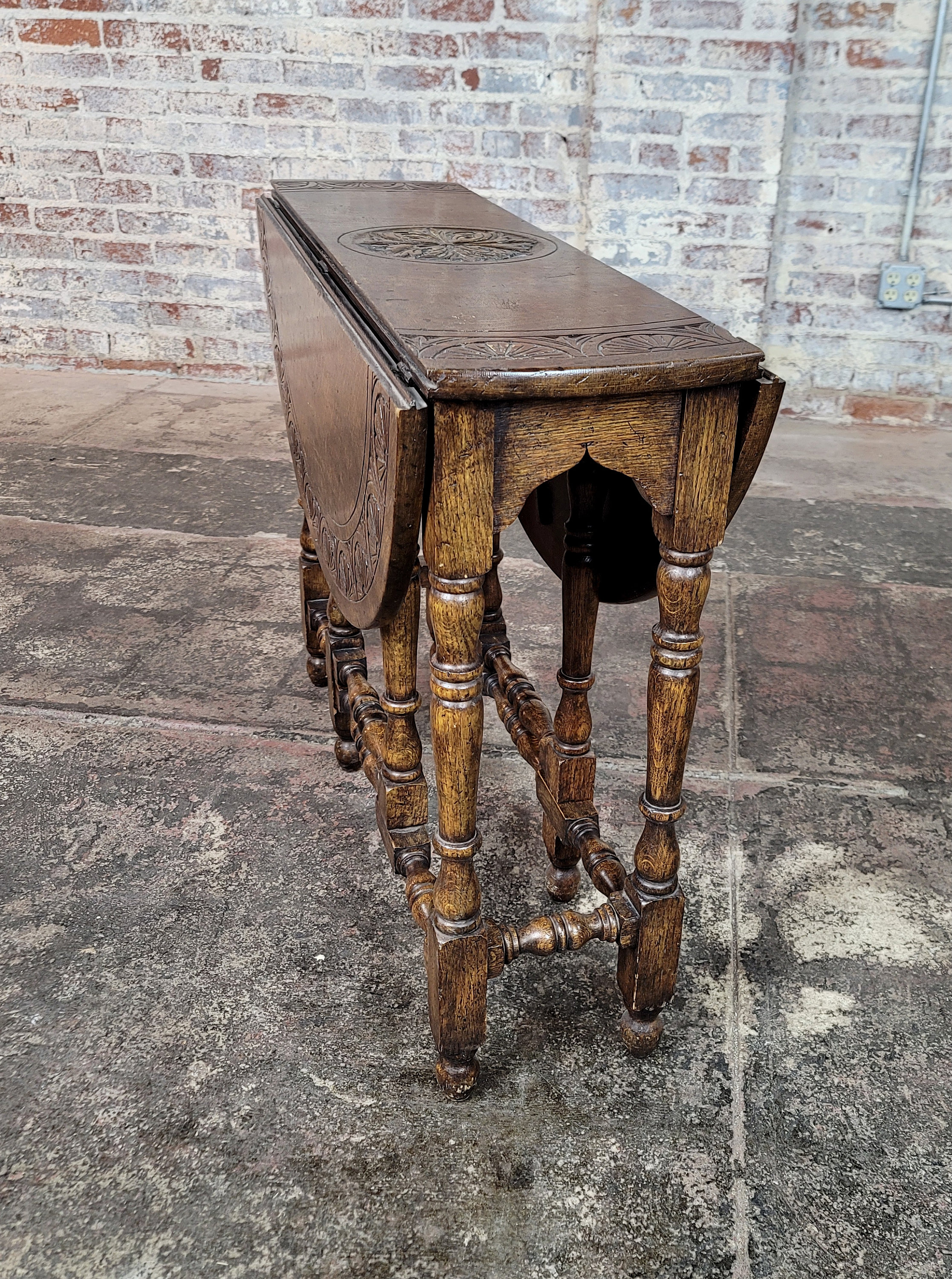 19th Century English Drop Leaf Oak Round Gateleg Table - Etsy