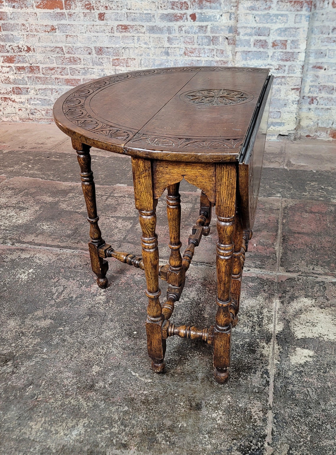 19th Century English Drop Leaf Oak Round Gateleg Table - Etsy
