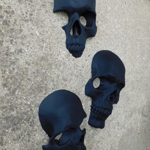 Full Size Human Skull Decor, Set of 3, Wall Mounted Gothic Home Décor ...