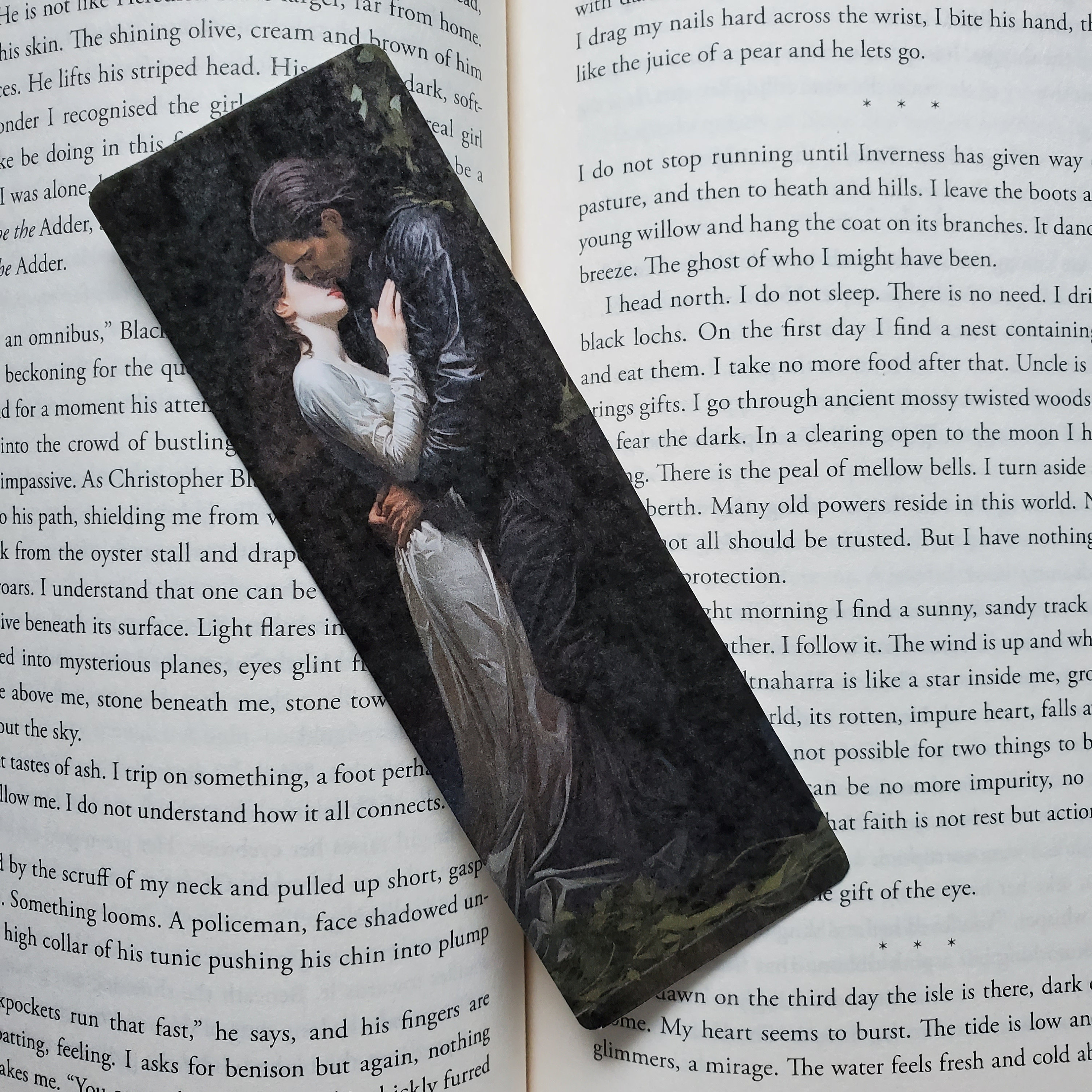 Gothic Couple Bookmarks / Dark Academia / Gifts for Booklovers ...
