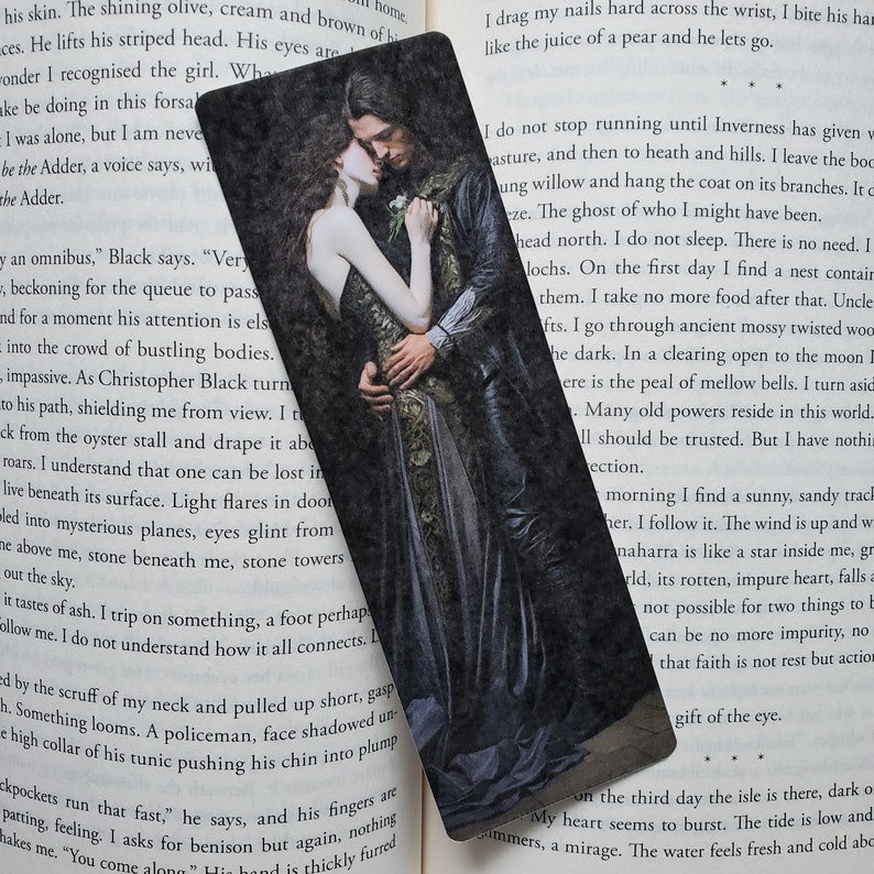 Gothic Couple Bookmarks / Dark Academia / Gifts for Booklovers ...