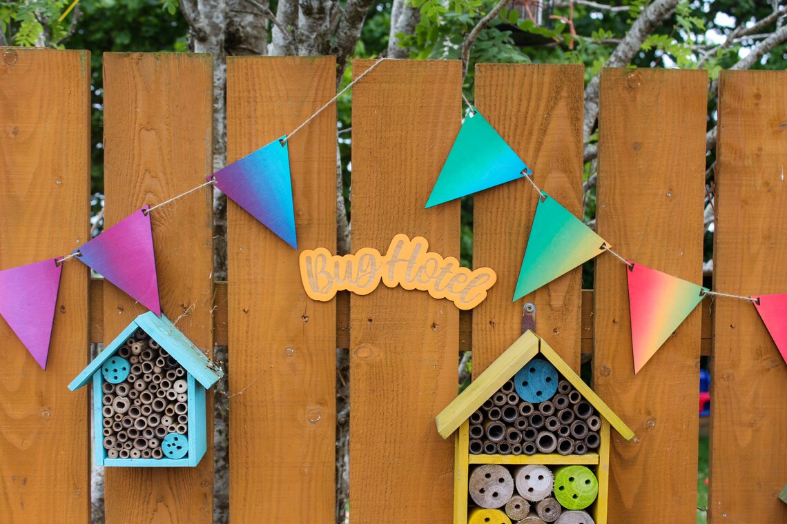 Bug Hotel Wooden Sign Insect House Childrens Garden - Etsy.de