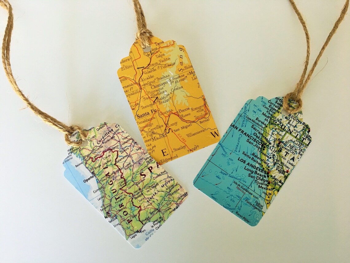 MAP GIFT TAGS / Recycled Upcycled Vintage Atlas Maps With Hole - Etsy ...