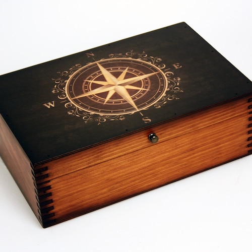 Golden Compass Rose Memory Box - Etsy